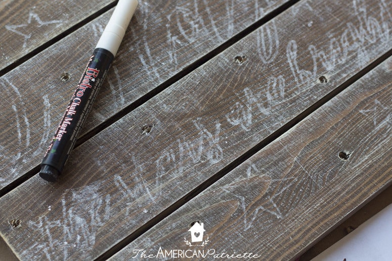 DIY Rustic Light-Up Christmas Sign - The American Patriette